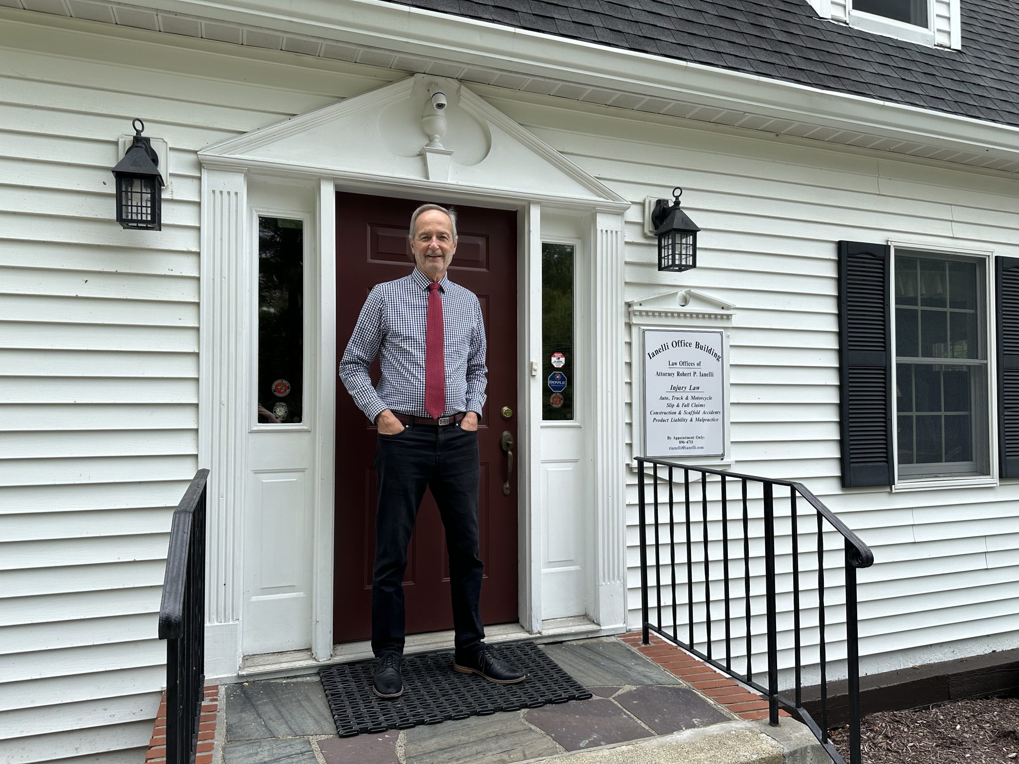 Home - Attorney Robert P. Ianelli